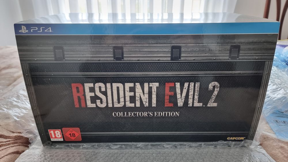 Resident Evil 2 Collector's Edition PS4 Peniche • OLX Portugal