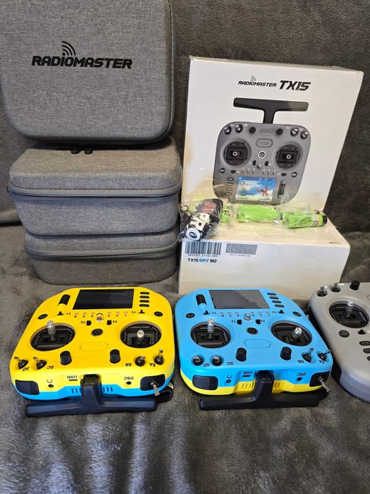 Radiomaster TX15 ERLS 2.4 GHz+900 MHz Жовто-блакиті, сірі Нові: 6 999 ...