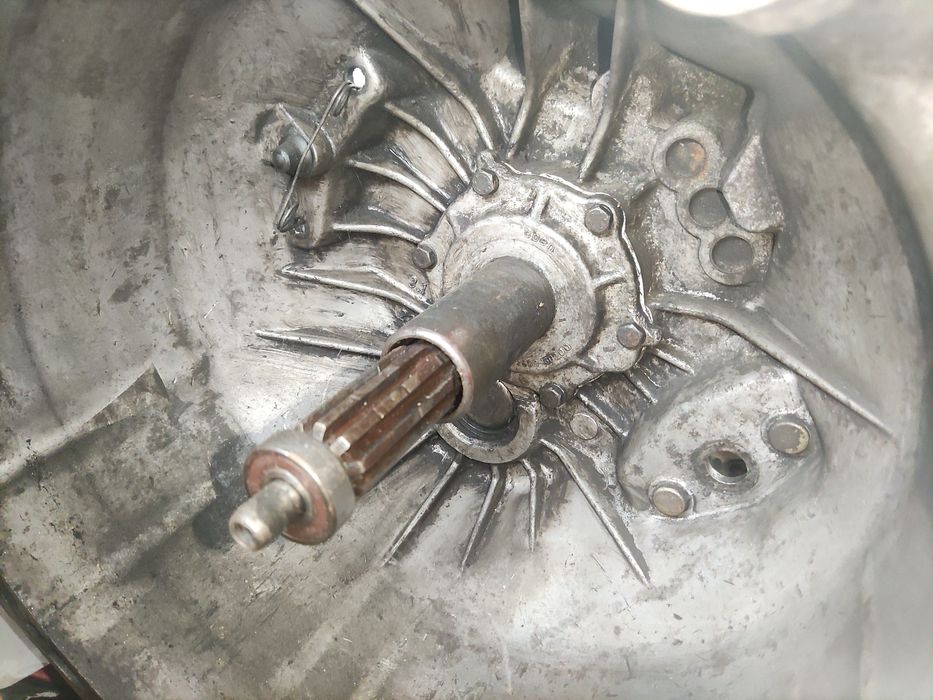 МКПП Getrag 260 - 260.0.1270.92 (M21): 4 000 грн. - КПП / АКПП у зборі ...