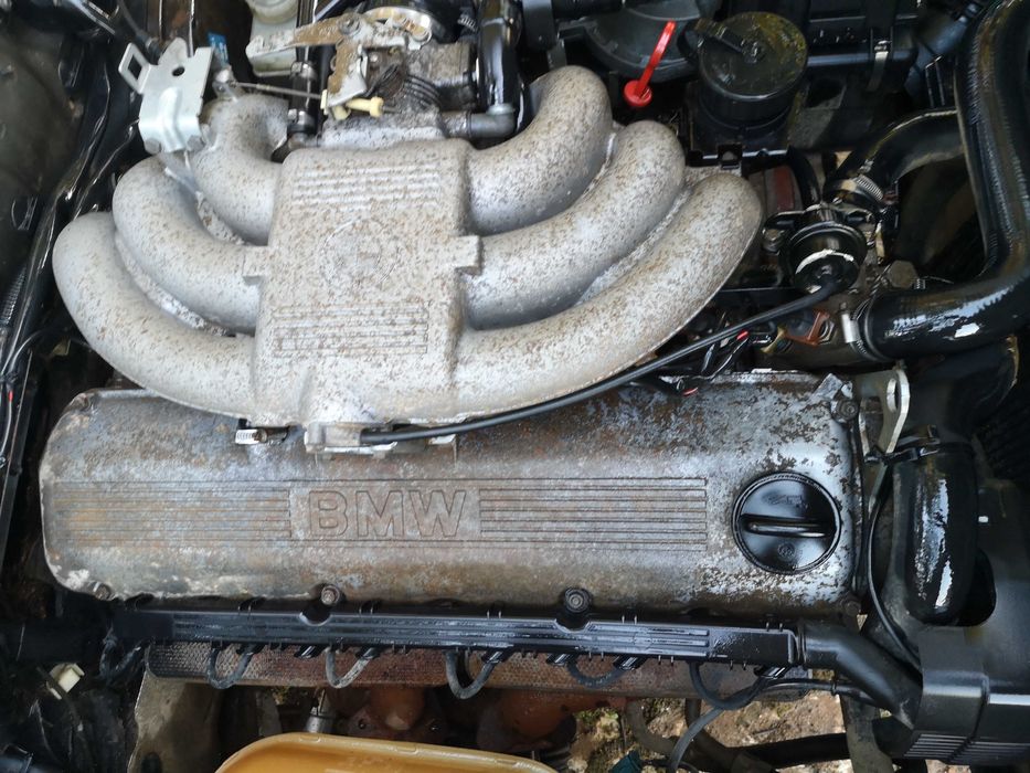 Motores BMW E30 M20B25/M20B20 Marvila • OLX Portugal