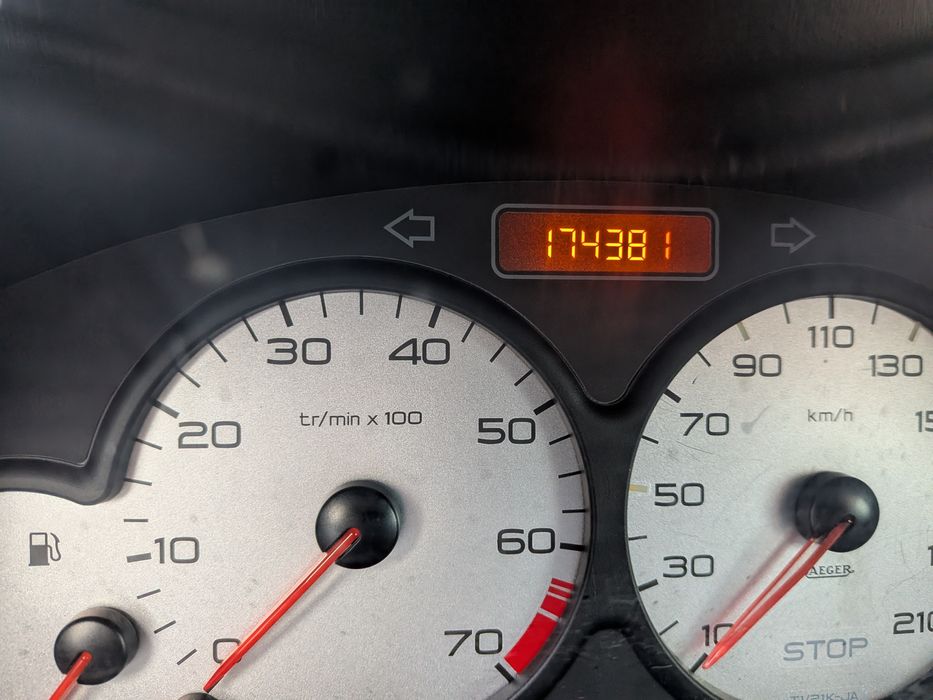 Peugeot 206 1.1i 2004 Alcochete • OLX.pt