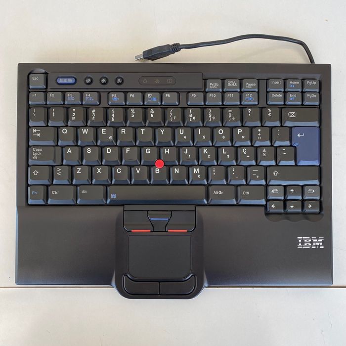 Teclado IBM USB Keyboard with UltraNav PT-PT Teclado mecânico retro ...