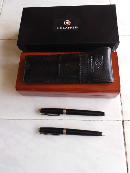 CONJUNTO SHEAFFER - CANETA DE TINTA PERMANENTE+ESFEROGRÁFICA Encosta do Sol • OLX.pt