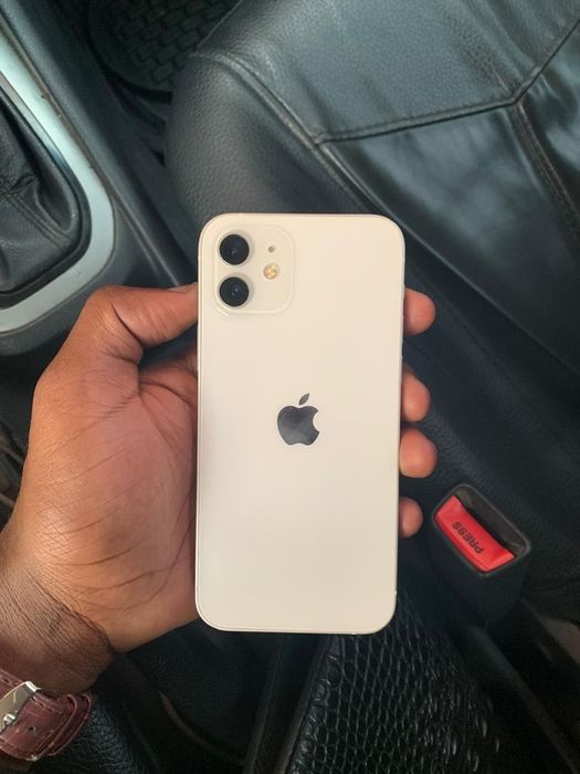 IPhone 12 normal usado 128 Gb Massamá E Monte Abraão • OLX.pt