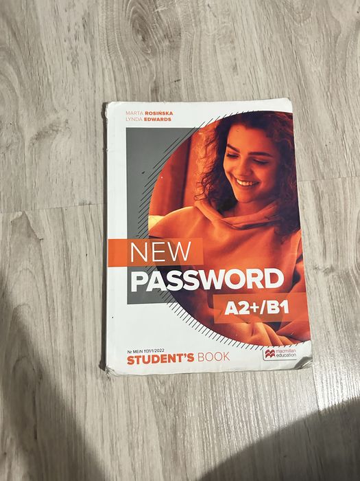 Podrecznik język angielski A2+/B1 Mazańcowice • OLX.pl