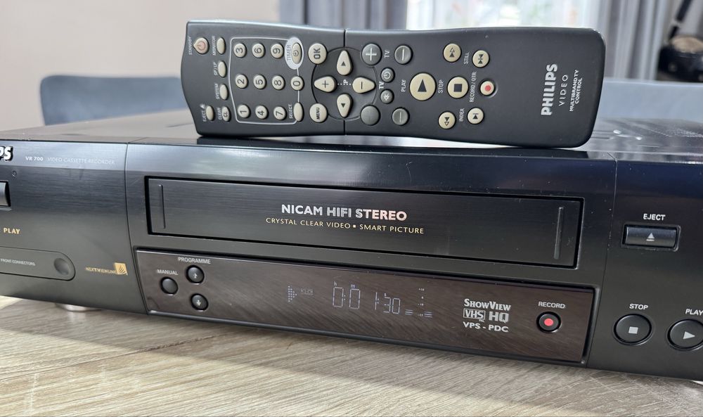 PHILIPS VR 700 #Magnetowid VHS #6HD #Hi-Fi Stereo #Turbo Drive #Pilot ...