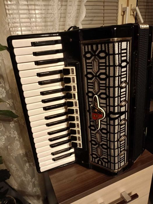 Sprzedam Akordeon 96 basowy Inwałd • OLX.pl