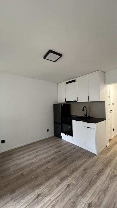 Wynajmę kawalerke w centrum Piły po kapitalnym remoncie Piła • OLX.pl
