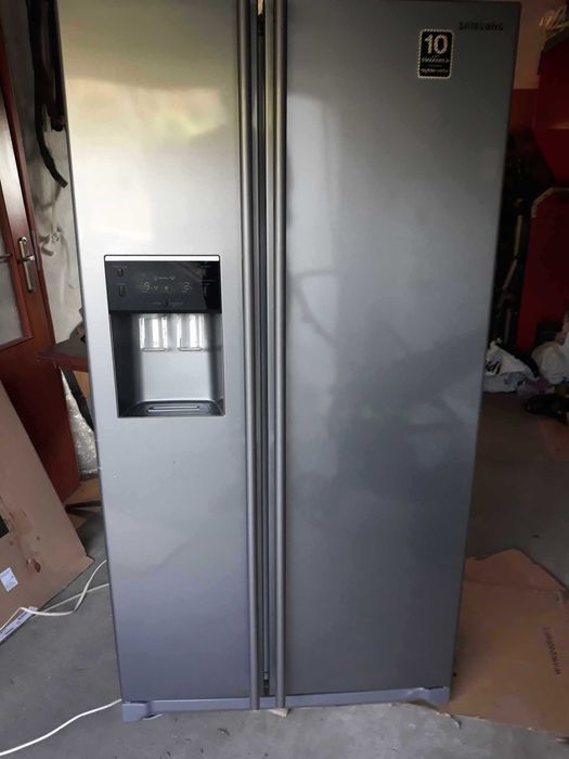 Sprzedam dwudrzwiową lodówkę Samsung model RSA1UTMG Andrespol • OLX.pl