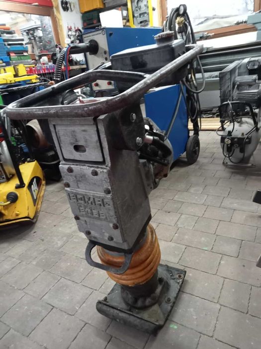 Skoczek BOMAG BT-68 Bytów • OLX.pl