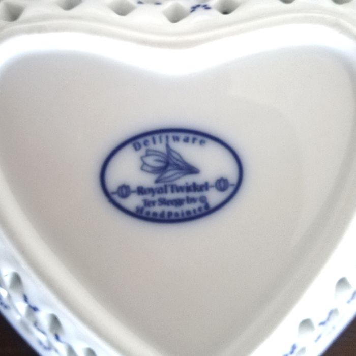 Porcelana Delftware Royal Twickel, vintage, pintada à mão Canidelo ...