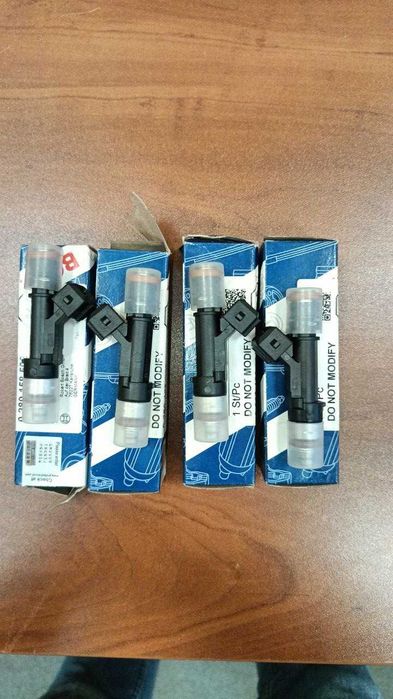 Продам Форсунки паливні Bosch КОД 0280158502 для ВАЗ 8_клапанів_ 1.5і ...