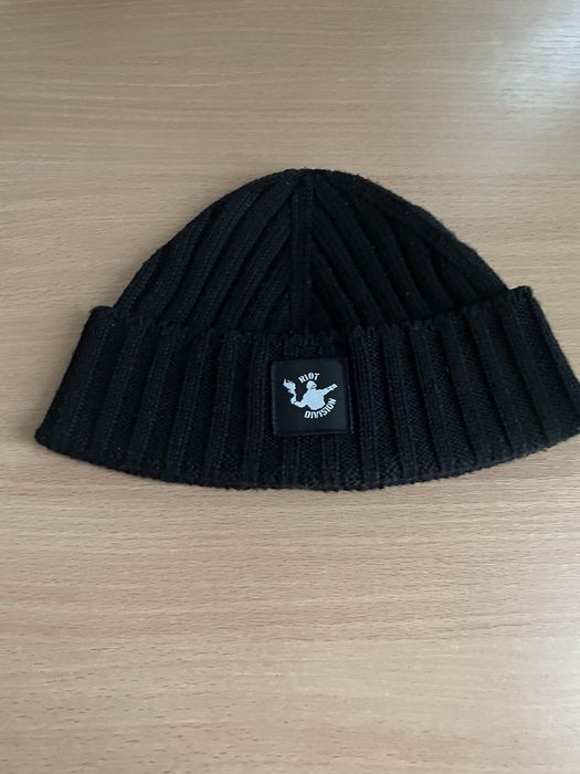 Шапка riot division: 1 500 грн. - Шапки Київ на Olx