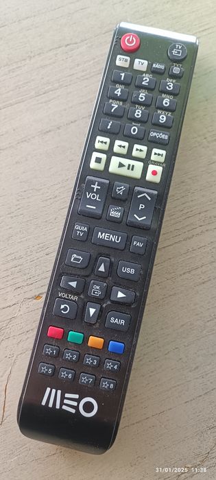 Comando TV MEO-Box Carnide • OLX.pt