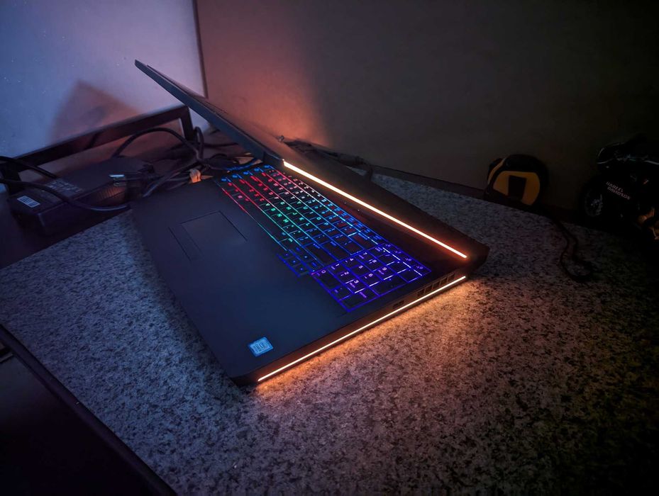 Ноутбук Alienware 17 R4 4K 7820HK 32GB SSD+HDD GTX 1080 8GB свіжа АКБ ...