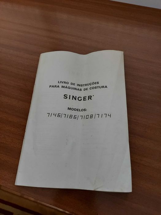 Máquina Singer como nova Venteira • OLX Portugal