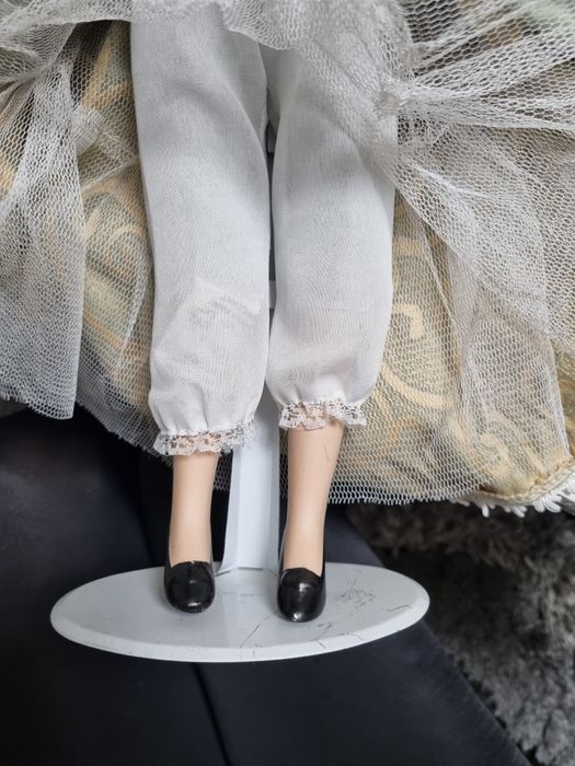 Колекційна старовинна фарфорова лялька 1 100 грн Колекціонування Рованці на Olx