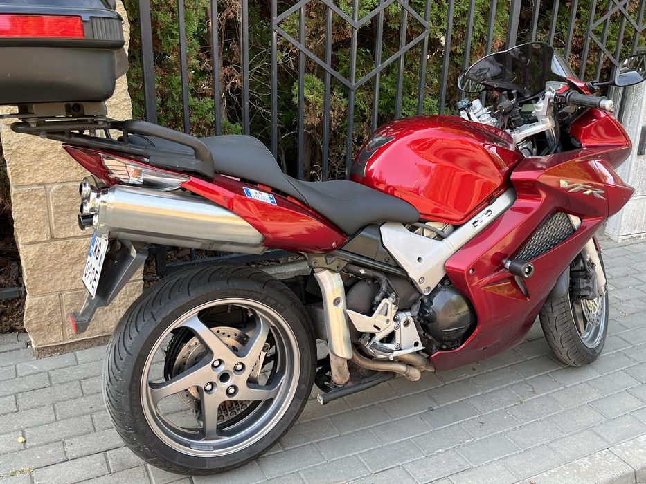 Honda VFR 800 rc46 Blizne Łaszczyńskiego • OLX.pl