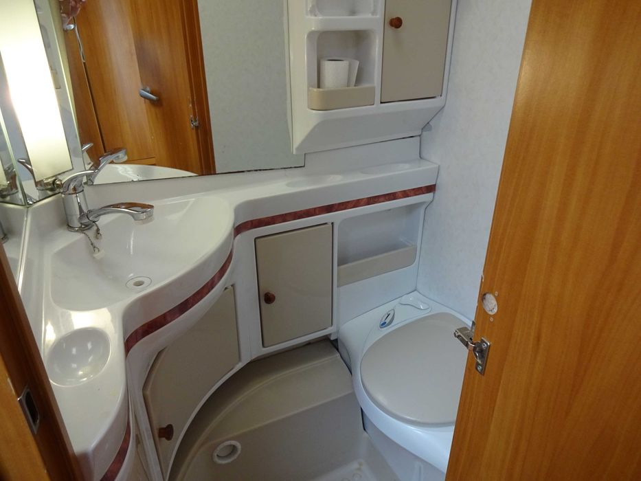 Hobby 640 SMF 5-osob. 2007r + duzy namiot Kutno • OLX.pl