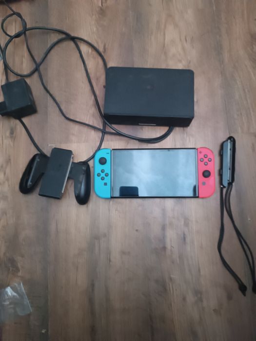 Nintendo switch oled niebiesko czerwone v2 Dębno • OLX.pl