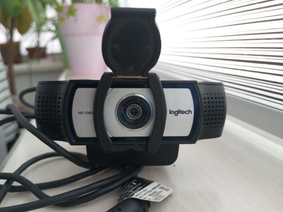 Веб-камера Logitech c930e: 1 100 грн. - Периферійні пристрої Львів на Olx