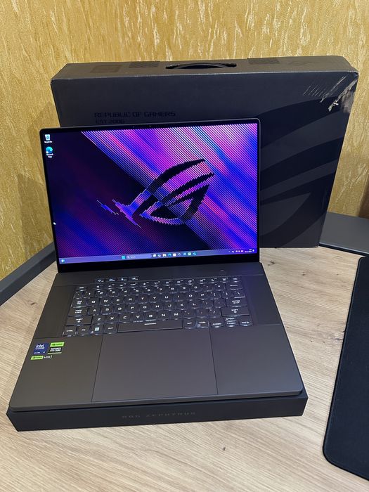 ROG Zephyrus G16 2.5K OLED, Core 9 Ultra, RTX 4070, 16GB RAM, SSD 1TB ...