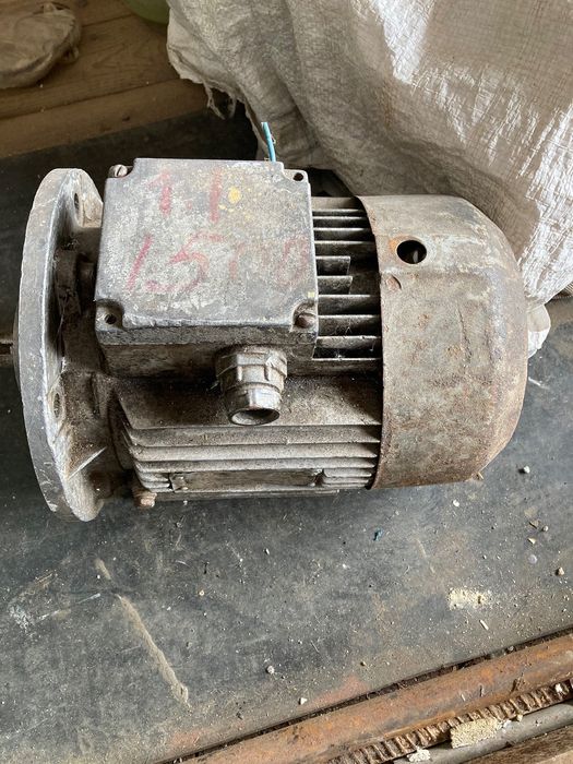 Електродвигун трифазний Р=1,5 кВ, N= 1500 об: 1 200 грн. - Інше ...