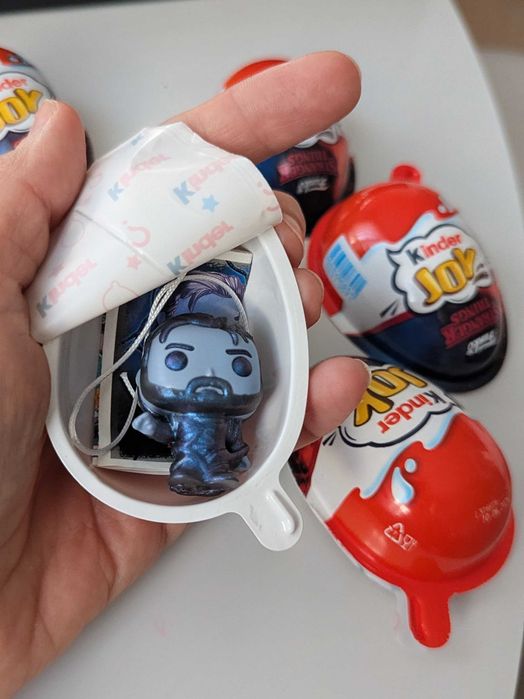 Kinder joy stranger things figurki (cena za 1szt) Warszawa Praga ...