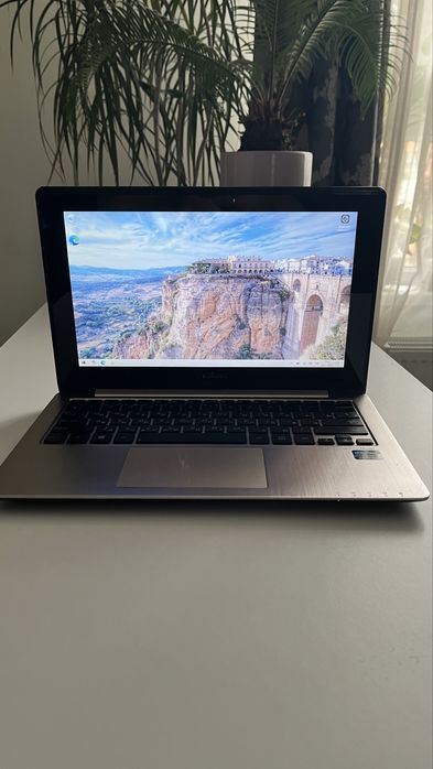 Ноутбук Asus VivoBook S200E з сенсорним екраном: 3 600 грн. - Ноутбуки Львів на Olx