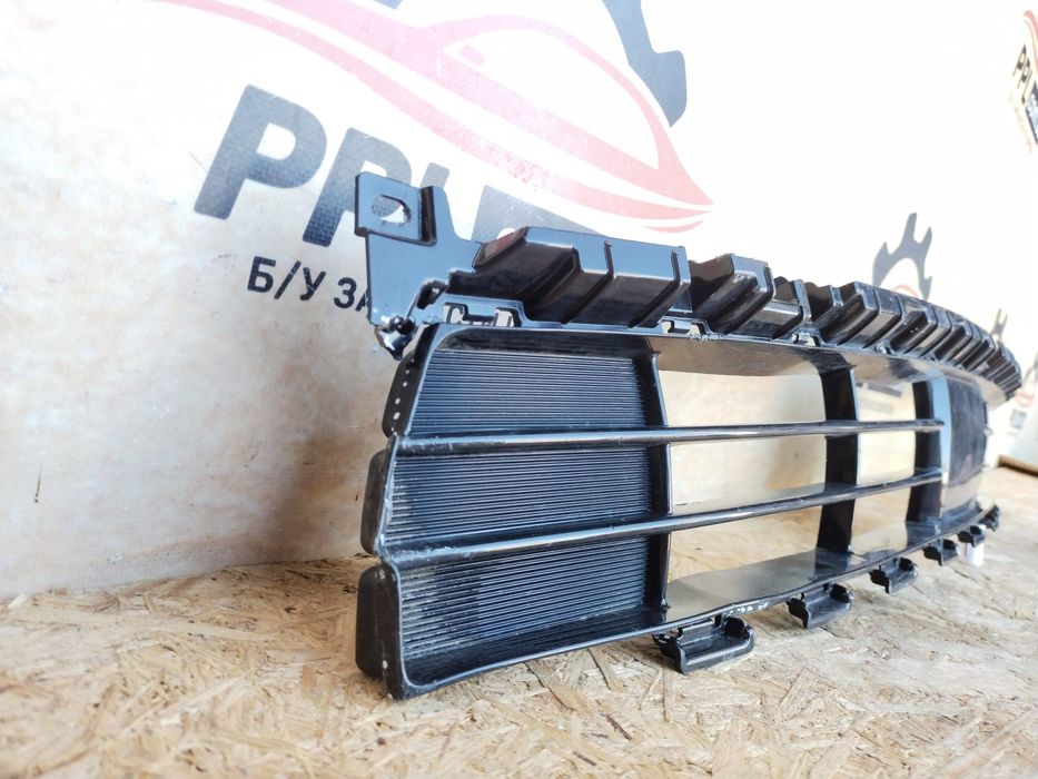 Kia Sportage IV QL 18-21 решетка бампера переднего нижняя 86569-F1560 ...