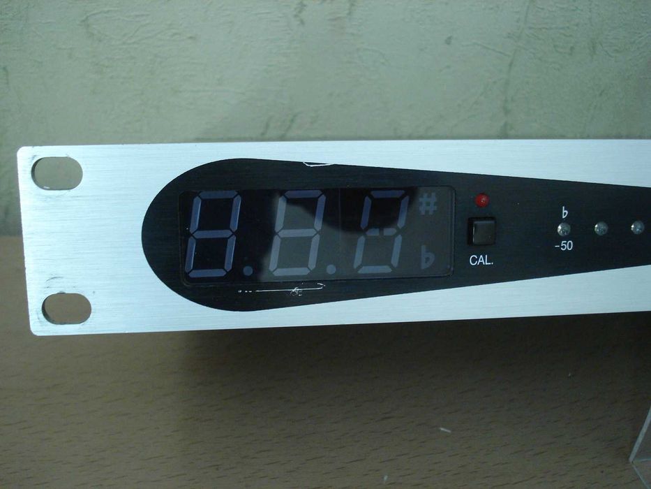 Рэковый тюнер Fender RT 1000: 3 700 грн. - Студійне обладнання Дніпро ...