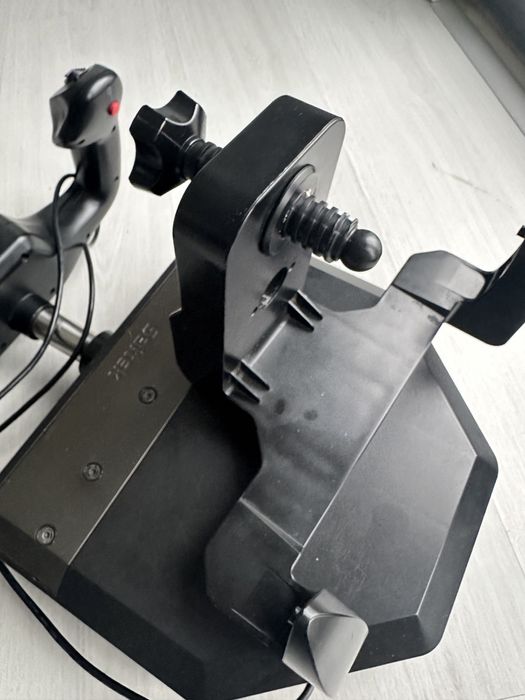 Saitek yoke para simulador Baixa Da Banheira E Vale Da Amoreira • OLX Portugal