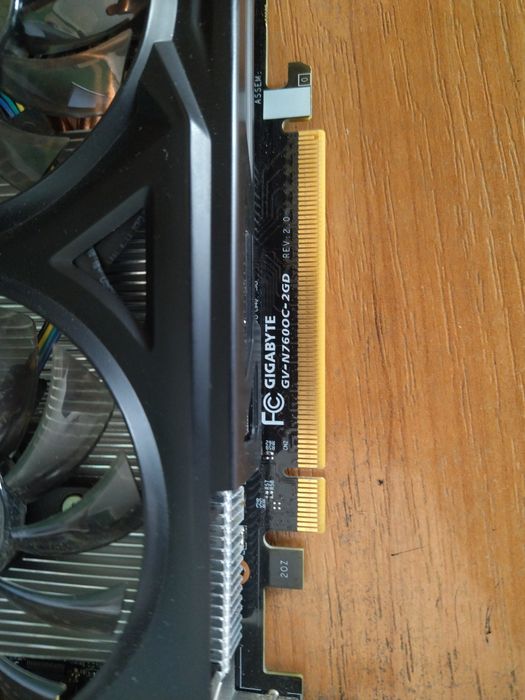 Gigabyte GeForce GTX 760 2GB GDDR5 256bit 2xDVI HDMI DP (GV-N760OC-2GD ...