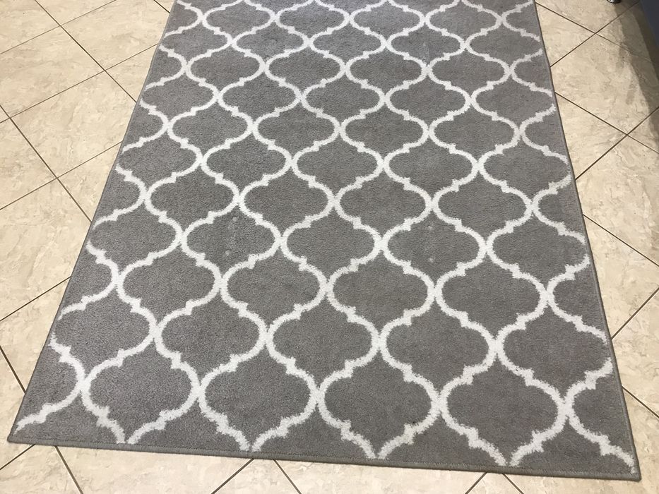 Sprzedam dywan 130/190 Nowa Wieś • OLX.pl