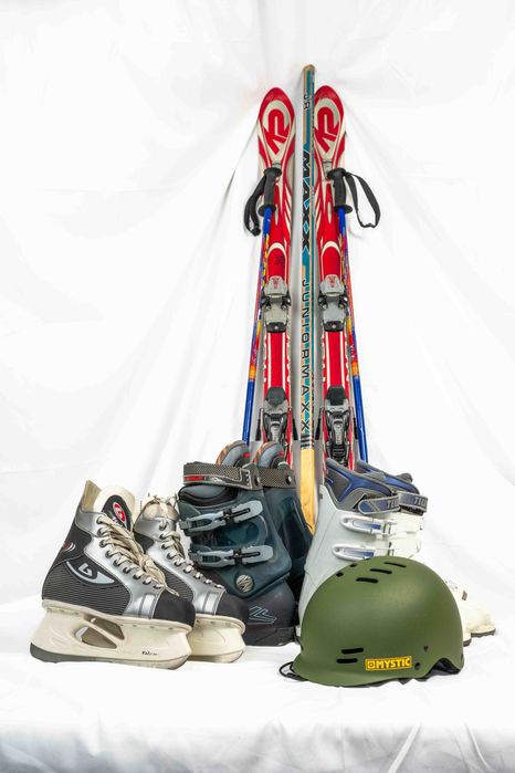 Narty, Buty x 2, Kijki, Łyżwy, Kij hokejowy, Kask Poznań Smochowice ...