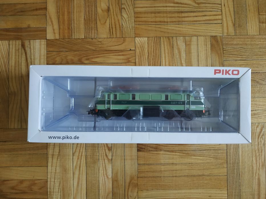 EU07-123 PIKO MODEL PKP EP. IV 96380 skala H0 Łódź Śródmieście • OLX.pl