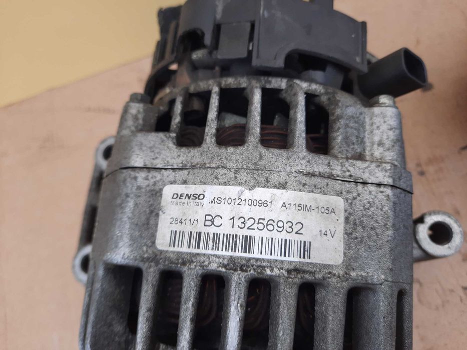 Генератор Opel 1.3 Astra 13579669 Corsa meriva Combo zafira BC13256932 ...