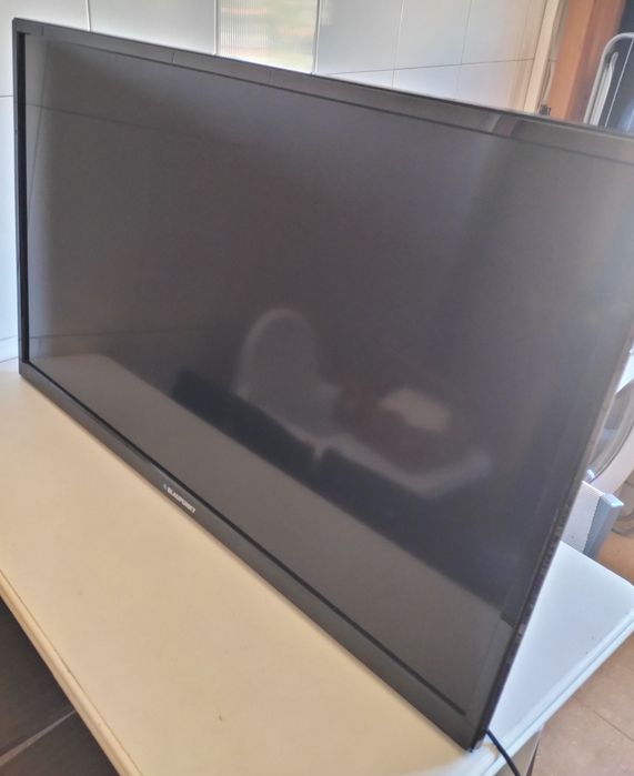 TV led blaupunkt 40 polegadas avariada Canidelo • OLX.pt