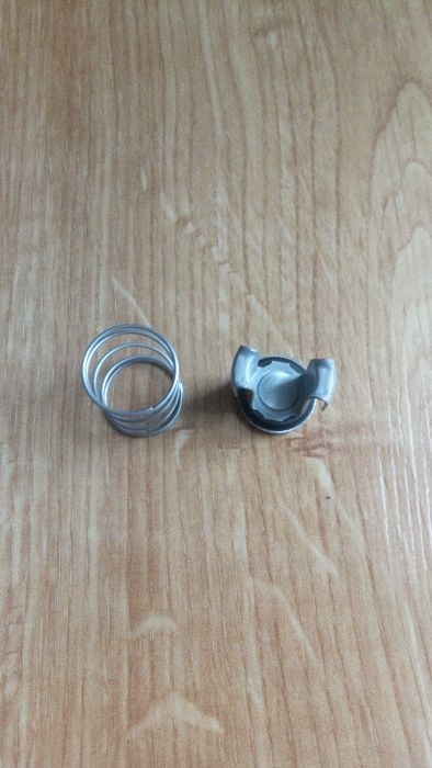 Zaworek zawór podstawy filtra oleju Mercedes 1,8 kompressor m271 Dobra ...