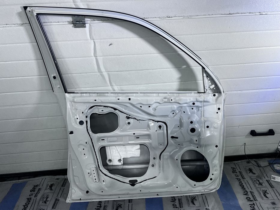 Передняя левая дверь на Toyota Land Cruiser PRADO (J150) 6700260711: ...
