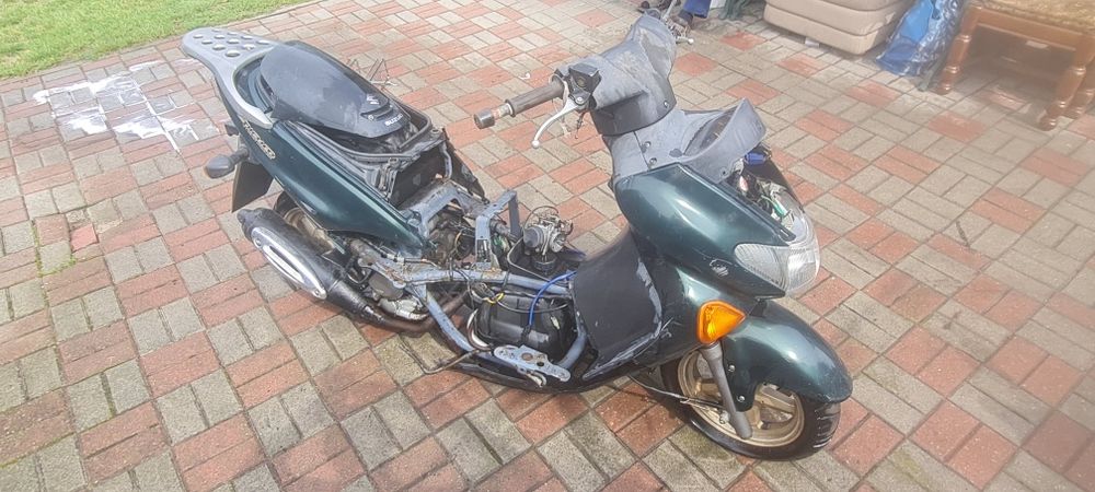 Suzuki Bergman 125 epicuro na części Bobrowo • OLX.pl