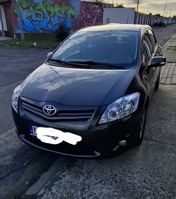 Toyota Auris 1,6 Premium Lubin • OLX.pl