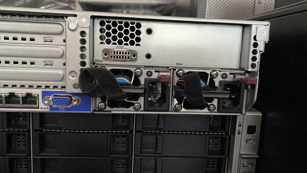 Сервер HP ProLiant DL380 G9 LFF 2xE5-2650 V3 2U: 13 000 грн. - Сервери ...