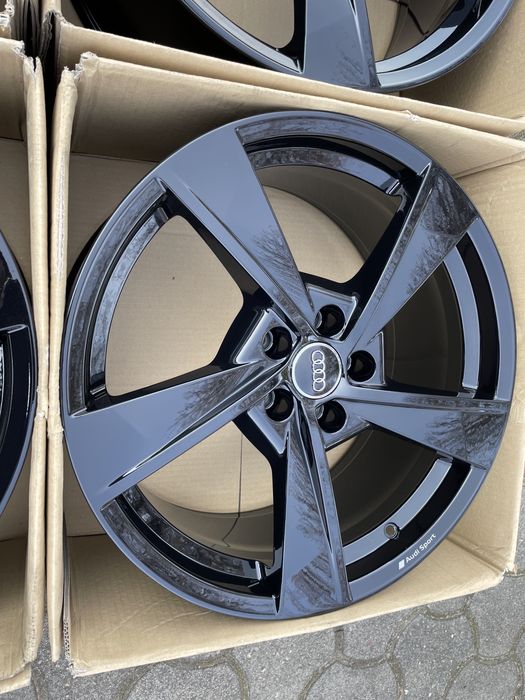 Stilvolle Felgi Audi Sport 19 Ebenbild