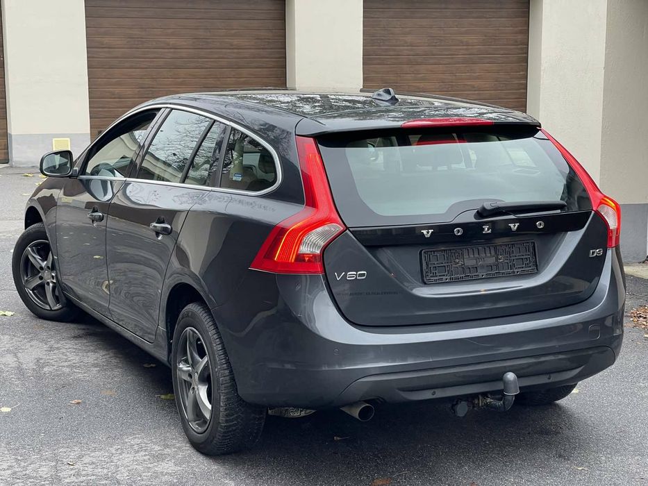 Продам Volvo V60: 9 000 $ - Volvo Вінниця на Olx