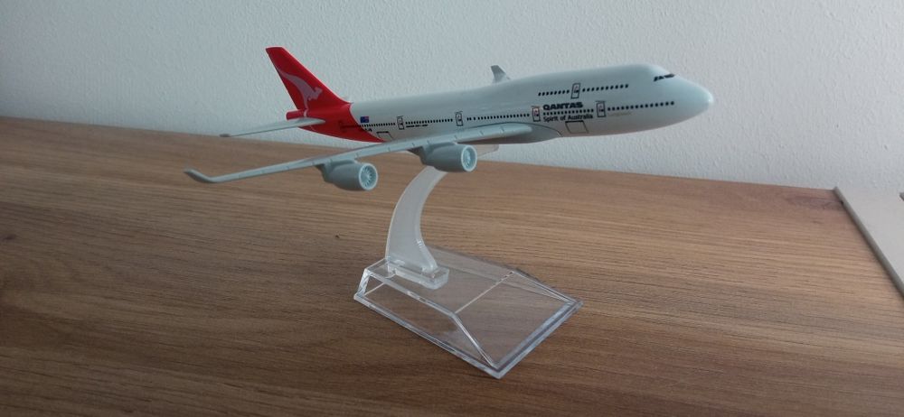 Metalowy model samolotu 747 Zalasewo • OLX.pl