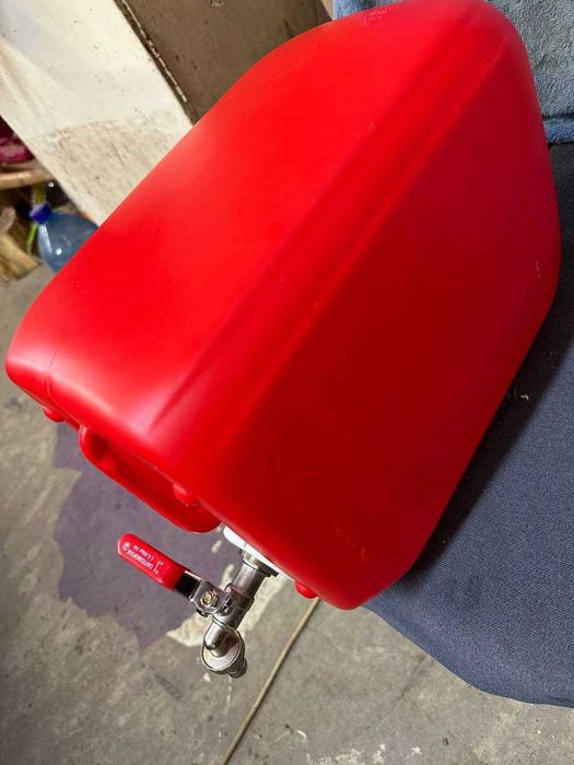 Канистра рукомойник 10 л: 200 грн. - Канистры Песочин на Olx