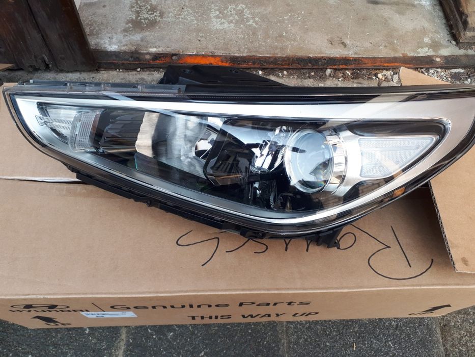 Hyundai i30 lampa lampy reflektory Cieszyn • OLX.pl