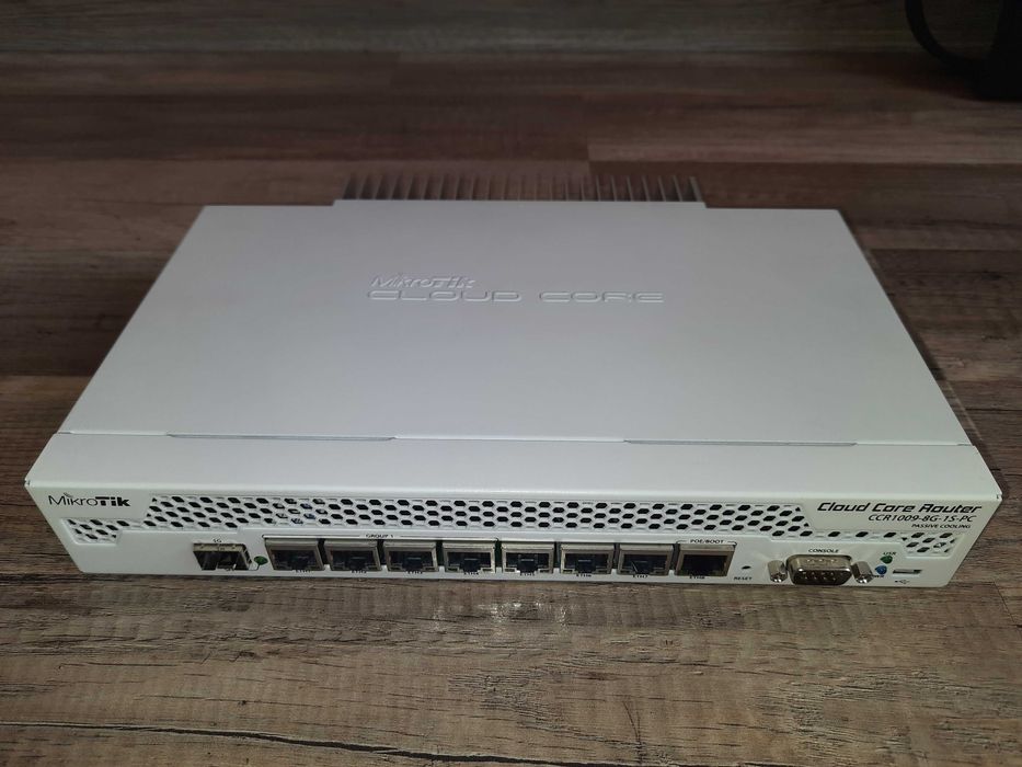 Mikrotik Cloud Core Router CCR1009-8G-1S-PC маршрутизатор: 8 999 грн ...