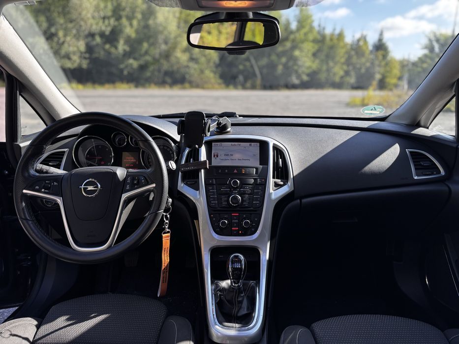 Opel Astra J Cosmo, NOWY ROZRZĄD, 2 kpl kół, po dużym serwisie Złotoryja • OLX.pl